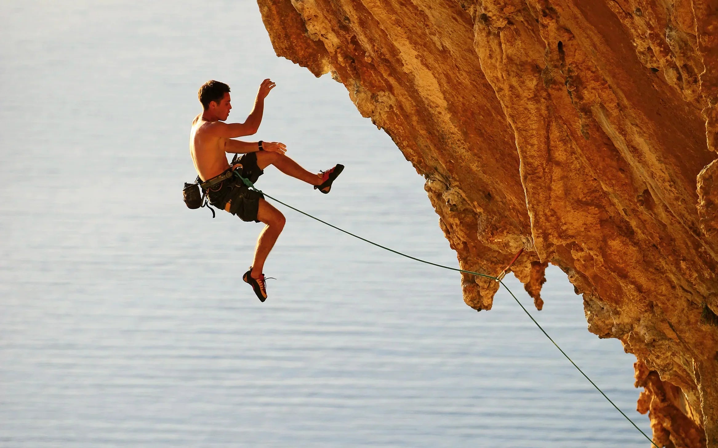 This Is How Fall Factors Work in Rock Climbing – Whipper Media